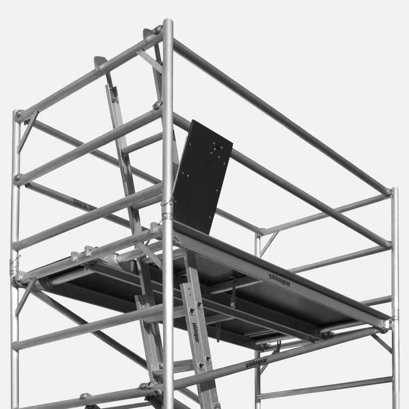 4.6m Reach (2.6m Platform) Aluminium Mobile Scaffolding | Yakka Gear